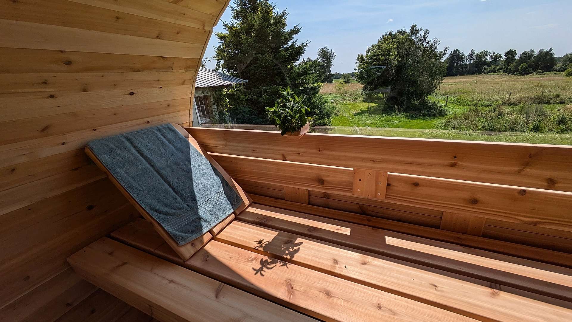 Custom Outdoor Saunas Ontario | Vankleek Saunas